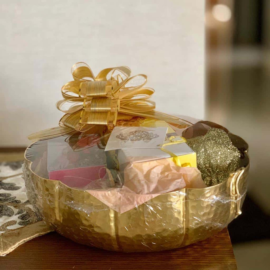 Buy premium Gift Hampers & Boxes Online for All Celebrations